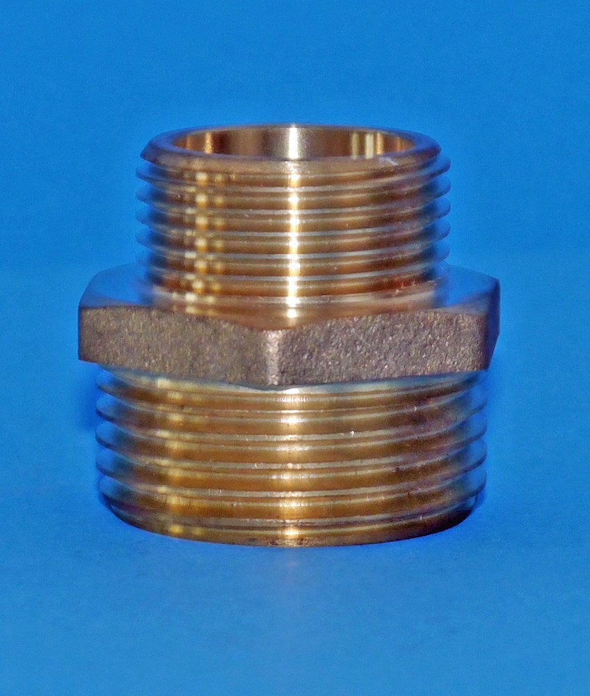 Messing Reduziernippel 1 1/4" x 1"