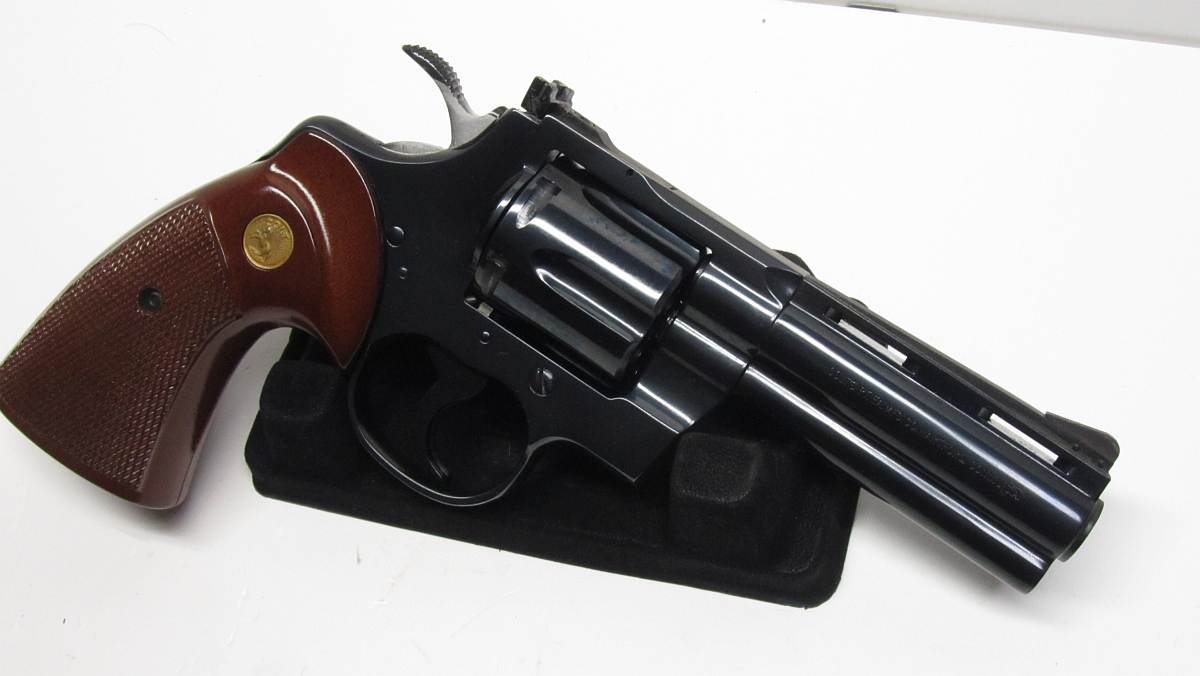 Revolver Colt PYTHON CTG, Lauf 4", Kaliber .357 Mag. Bj. 1977 ...