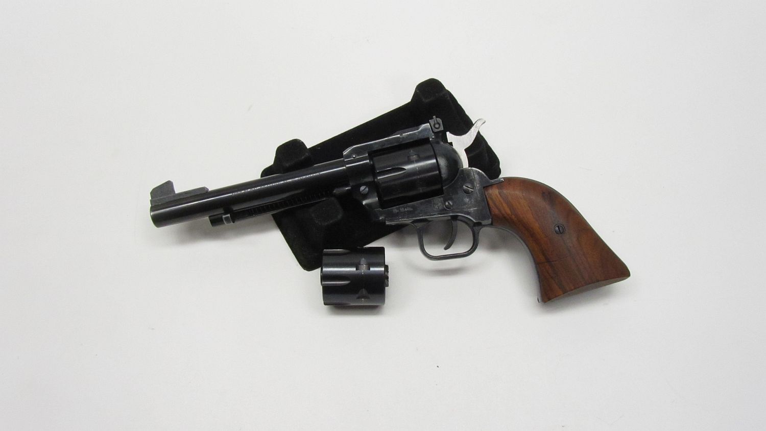 Revolver Herbert Schmidt (HS) Model 21 in Kaliber .22 Magnum mit ...
