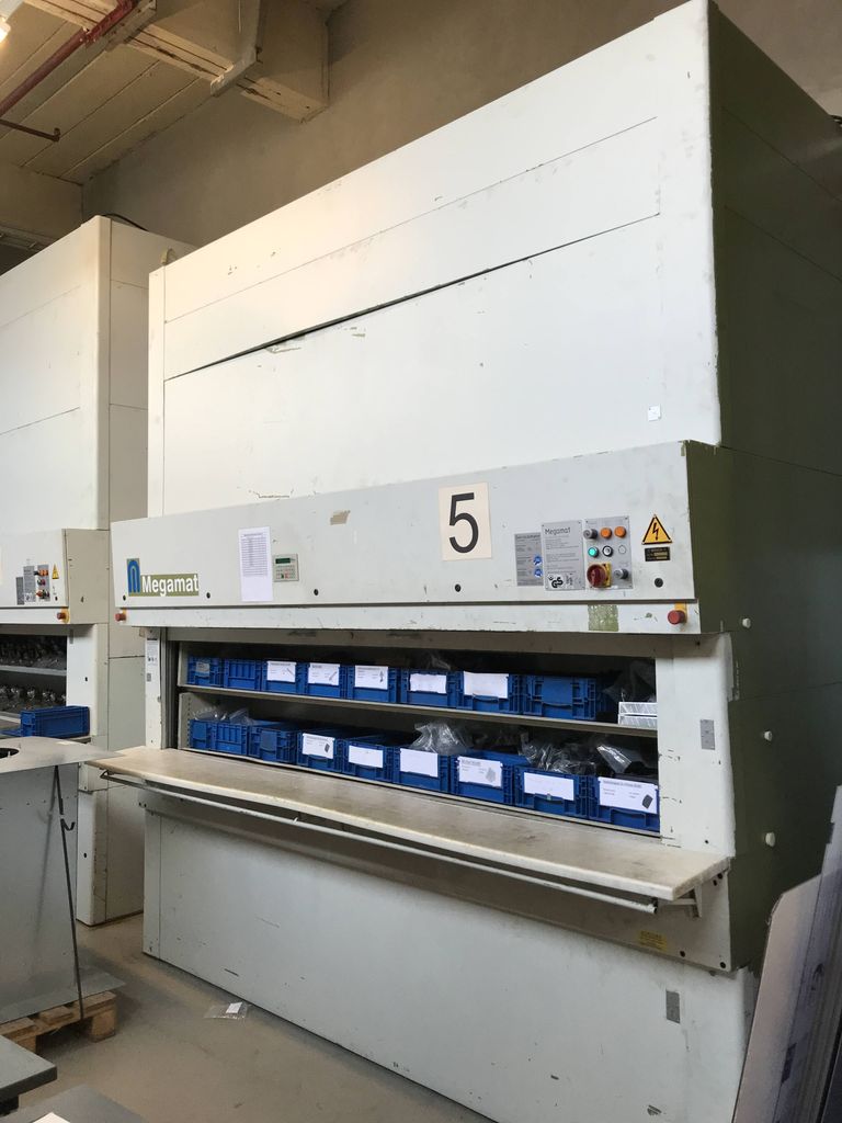 Megamat Paternoster Lagerlift 1045/250/18 18 Fächern 3,0 × 3,40m