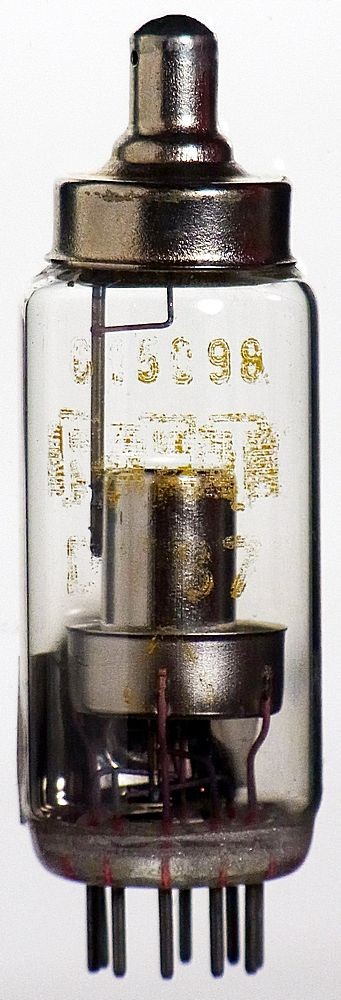 Radio Valve: High Voltage Rectifier Tube DY87 RFT #9574 | M-Ware
